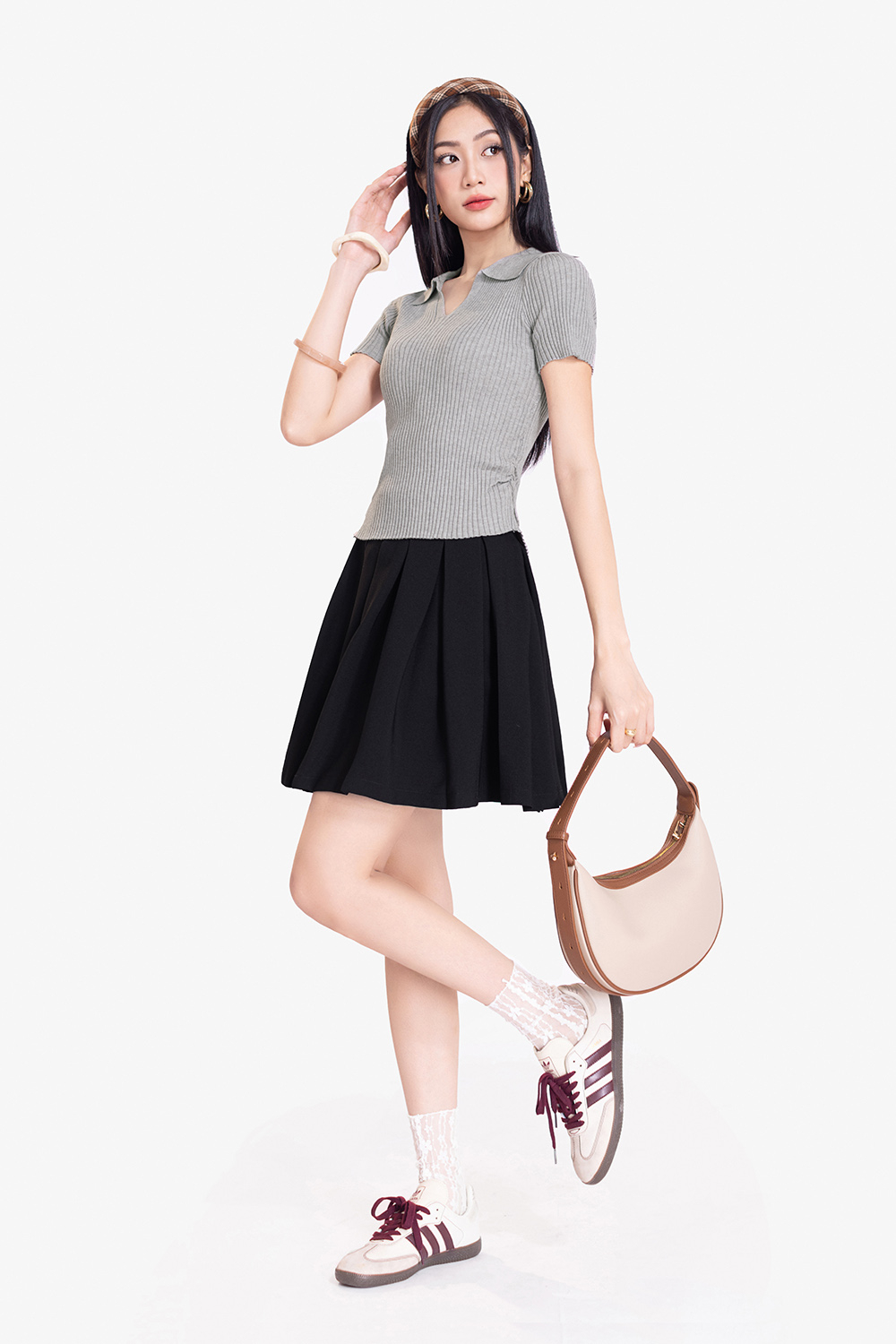 Áo len dệt kim cổ polo nhún eo màu xám ASM26-31 | Thời trang công sở K&K Fashion